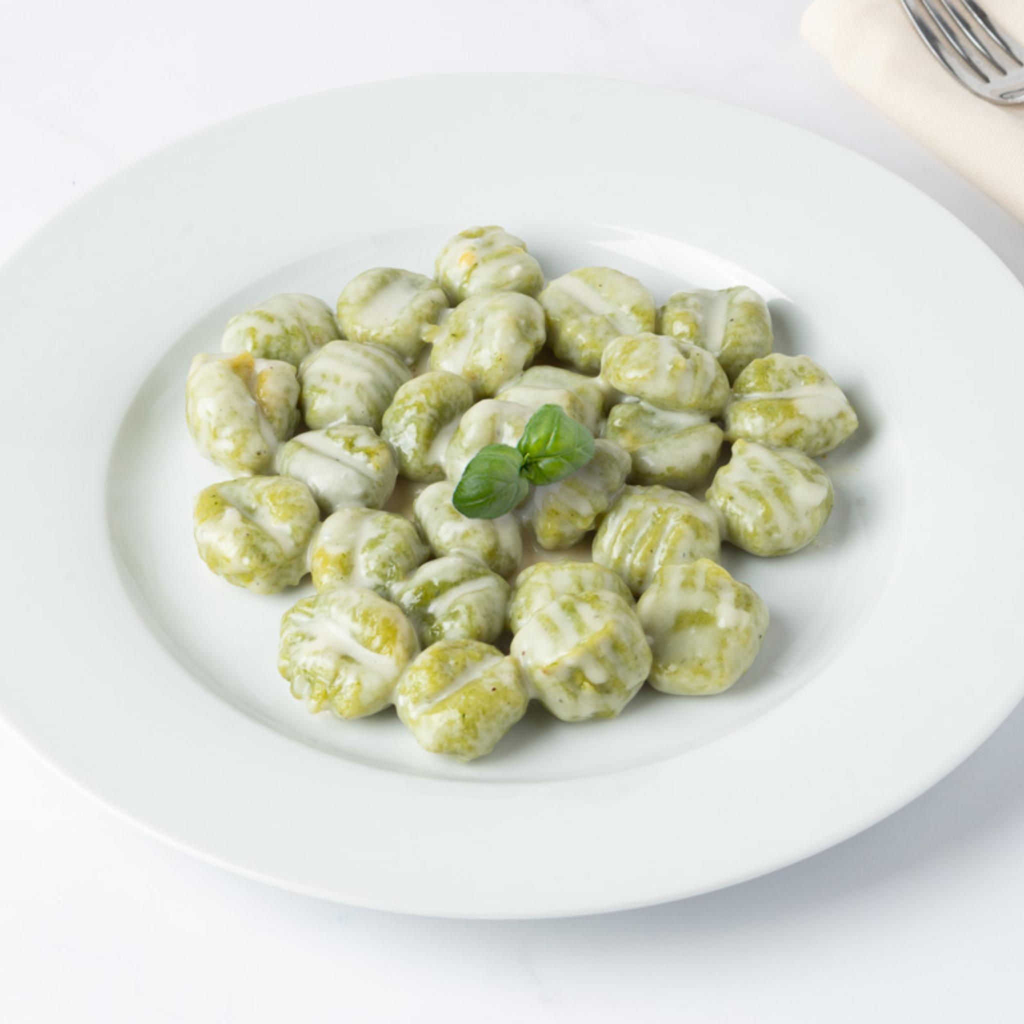 Acquistare Gnocchi agli spinaci con sugo ai formaggi online